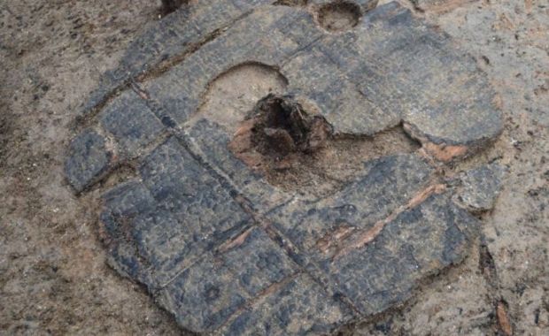 3,000-Year-Old Perfectly Preserved Wheel Discovered in England - Your ...
