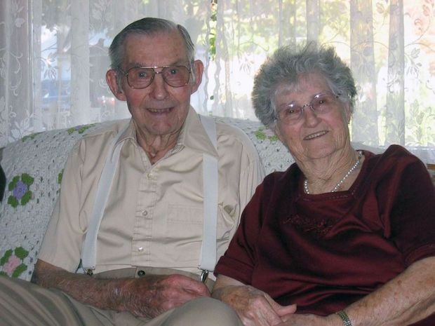 Meet the 100-Year-Old Couple Celebrating Their 77th Wedding Anniversary ...
