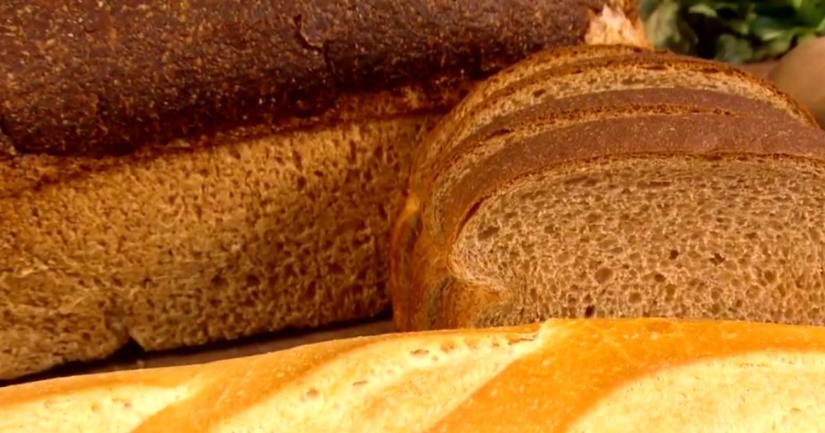 Just Add Water to Revive Rubbery Carrots, Wilted Lettuce, Stale Bread