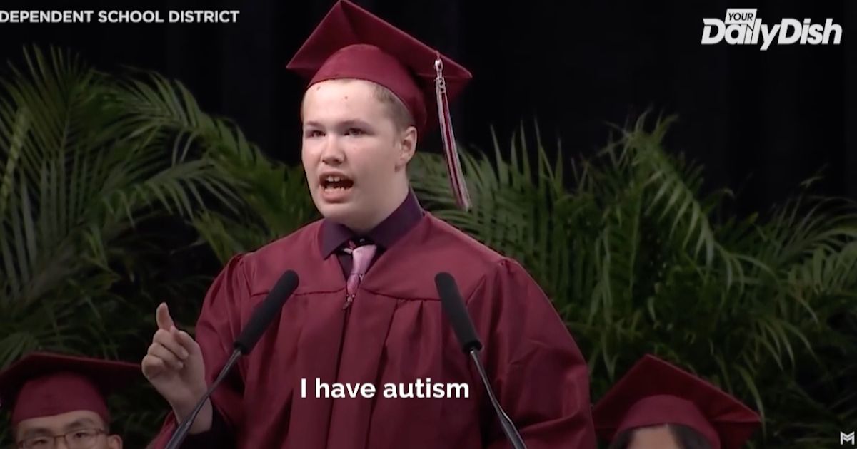 Autism Graduation Speech: High School Grad's Epic Speech Goes Viral